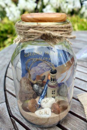 Top 21 DIY Memory Jar Ideas to Keep The Best Memories - HomeDesignInspired